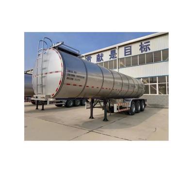 China Affordable Milk Tanker Truck 220V/380V/415V/440V Voltage Suitable for Milk Processing for sale