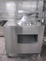 China 1500-2000kg/h Capacity Semi Automatic Coconut Meat Grinding Machine In Hot Demand for sale