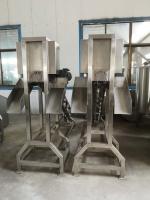 China High Capacity Automatic Coconut Water Extractor Machine For Coconuts for sale