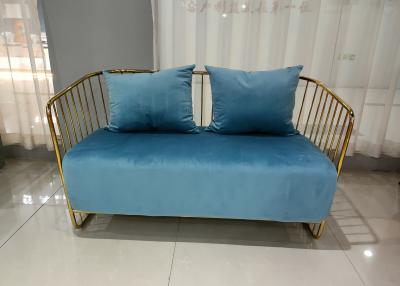 China Stable No Shaking 123cm 76cm Wrought Iron Settee for sale