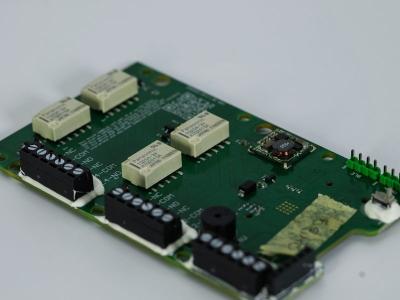 China Industrial Remote Control PCBA for Heavy Machinery - 100m Range, -40°C to +85°C Operating Temperature, Anti-Interference Design for sale