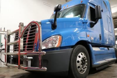 China Factory Outlet 304 Stainless Steel Bumper Deer Guard For International Prostar Freightliner Cascadia for sale