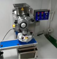 China Supermarket Food Encrusting Machine Make Meat Ball With And Swinging Cutter Head Group for sale