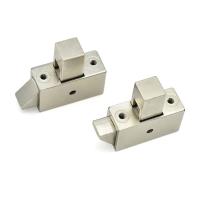 China 30*32 mm Zinc Alloy Spring Loaded Lock Latch Bolt Push to Close Catch Toggle Latch for sale