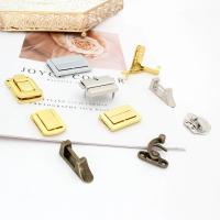 China OEM CNC Hardware Small Oval Twistlock Hardware with Stamping Process for sale