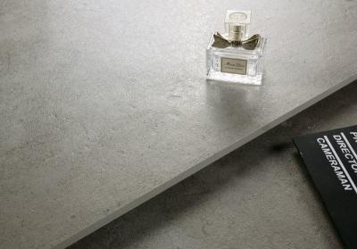 China Anti Slip Outdoor Semi Polished Porcelain Rustic Floor Tiles 24''*24'' Size Light Grey Color for sale