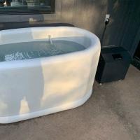 China Sport Recovery Equipment Ice Bath Machine Chiller Air Cooled for sale