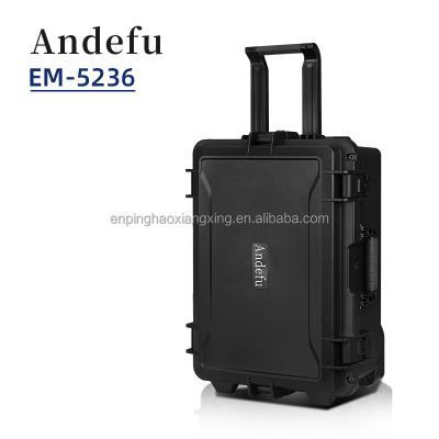 China Customized Logo Design IP67 Waterproof Hard Case with Bidirectional Anti-Slip Design for Outdoor Protection for sale