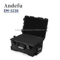China Professional 590x420x290mm Waterproof Equipment Box with 526x361x258mm Inner Size and 6.8kg Weight for sale