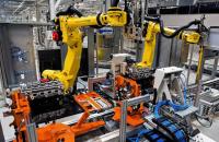 China Fanuc R-2000iC/125L Industrial Robot with 3100mm Reach and 125kg Capacity for Laser Welding Applications for sale