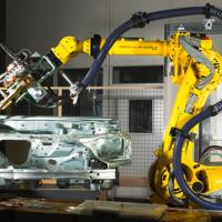 China Fanuc R-2000iC/125L 6 Axis Industrial Robot Arm 125kg Payload 3100mm Reach for Welding for sale