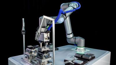 China Universal Robot UR20 Collaborative Robot 20kg Payload 1750mm Reach with Schunk Gripper for sale