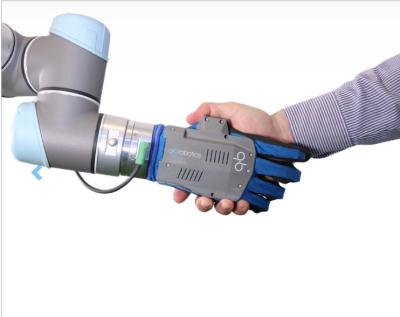 China 10kg Payload Robots UR Robot UR10e With QB Softhand Robot Gripper For Picking And Placing for sale
