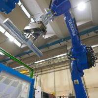 China Yaskawa MOTOMAN GP180-120 Industrial Robot 120kg Payload 3058mm Reach 6-Axis Palletizing Handling for sale