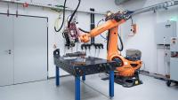 China KUKA KR210 R2700-2 6 Axis Industrial Robot Arm with Scansonic Laser Welding Torch for Intelligent Laser Processing for sale