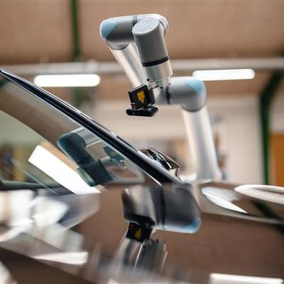 China Universal Robots UR8 Long Cobot Arm 1750mm Reach 10kg Payload Automotive Quality Inspection for sale