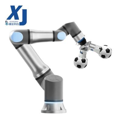China UR18e 6 Axis Collaborative Robot with SMC MHR3 650N 3 Finger Pneumatic Gripper for CNC Machine Tending for sale