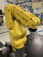 China Fanuc ER4iA 4 Axis Industrial Robot Arm 4 kg Payload 600 mm Reach R30iB Mate Plus Controller for sale