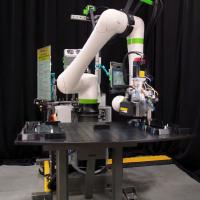 China FANUC CRX Series Collaborative Robot with 10 kg Payload 1249 mm Reach and IP67 Protection for sale