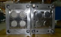 China Wear Resistant IGS H13 Hot Runner Injection Mold for sale