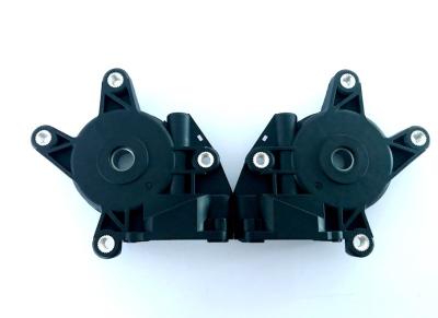 China 0.01mm H13 Plastic Injection Molding Automotive Parts for sale