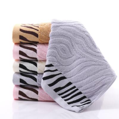 China Square Luxury Embroidered Thick Cotton Striped Pattern Bath Towel with Customized Logo for sale