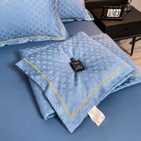 China Comfortable and Breathable 200TC Satin Jacquard Quilt Set for Cool Summer Nights for sale