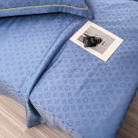 China Comfortable and Breathable 200TC Satin Jacquard Quilt Set for Cool Summer Nights for sale