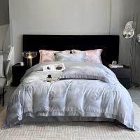 China Solid Random Designs Quilts Luxury Bedding Set with Washed Cotton Silk Embroidery for sale