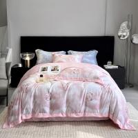 China Solid Random Designs Quilts Luxury Bedding Set with Washed Cotton Silk Embroidery for sale