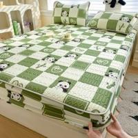China Experience the Cooling Sensation with The 2024 Model Silk Bedding Set in Europe Style for sale