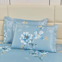 China Stay Cool All Summer Long with Our Jacquard Ice Silk Cool Mat Three-piece Bedding Set for sale