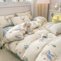 China Color Fastness Grade 4 Designer Bedding Sets for King Size Bedsheets and Comforter Sets for sale