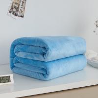 China Simple Style Coral Fleece Blanket Solid Flannel Pet Blanket Polyester Throw Blanket for sale