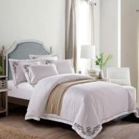China 60S Fabric Density Hotel Comforter Sets King Size Luxury Bed Covers Duvet Bedding Set for sale