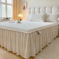 China Single Bed Coral Velvet Bedspread with Lace Padding Anti-Static Cotton Flannel Bed Skirt for sale