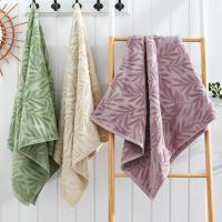 China All-Occasion Cut Velvet Jacquard Leaves Bath Towel Set for Grade Gifts on Earth Day for sale