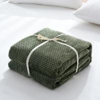 China Customized Size Coral Fleece Blanket for Office Nap 150*200cm Soft Touch Sofa Blankets for sale