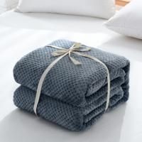 China Customized Size Coral Fleece Blanket for Office Nap 150*200cm Soft Touch Sofa Blankets for sale