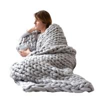 China Sustainable Flannel Knitted Blanket in 22 Colors Customizable Handmade Throw Blanket for sale