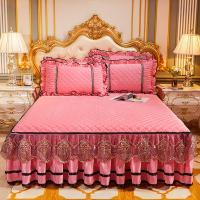 China Luxury Embroidered Bedding Set 4 Piece Bedspread Slip Set with 133x72 Fabric Density for sale