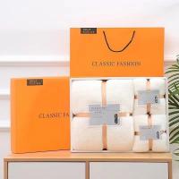 China Deluxe Microfiber Bath Towel Sets Customized for Adults Luxury Hotel Gift Box Included for sale