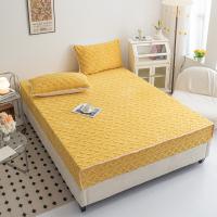 China Non-slip Mattress Cover for Winter Warmth 133x72 Fabric Density Fitted Sheet Sets for sale