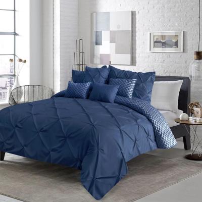 China Popularity Stock 90GSM 3 Pieces Pintuck Cover Soft Microfiber Bedding Set All-Season Customized Zipper Closure for sale
