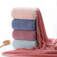 China Sustainable Microfiber Bath Towel for Household 70*140cm Quick Dry Beach Towel Solid Color for sale