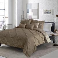 China Popularity Stock 90GSM 3 Pieces Pintuck Cover Soft Microfiber Bedding Set All-Season Customized Zipper Closure for sale