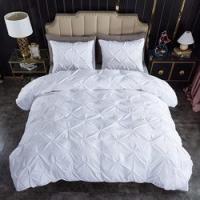 China Popularity Stock 90GSM 3 Pieces Pintuck Cover Soft Microfiber Bedding Set All-Season Customized Zipper Closure for sale