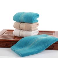 China Striped Pattern 100% Cotton Thickened Absorbent Towels Soft Skin Friendly Quick Drying for sale