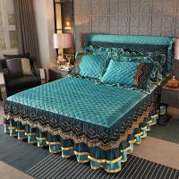 China Custom Polyester Bed Skirt Three-piece Dustproof Bed Cover for Home 40 Fabric Count for sale
