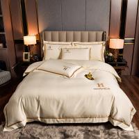 China Customized Polyester Silky Bedding Set High Luxury Solid Color Duvet Cover Sheet for sale